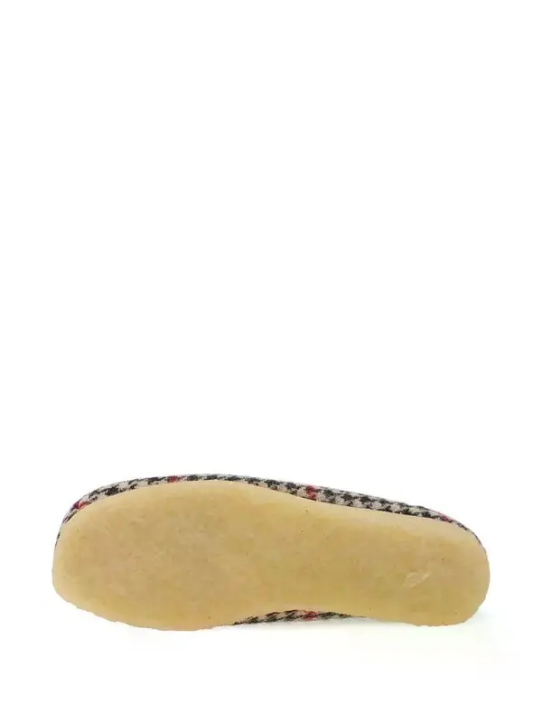 Clarks Wallabee Derby Shoes - Neutrals