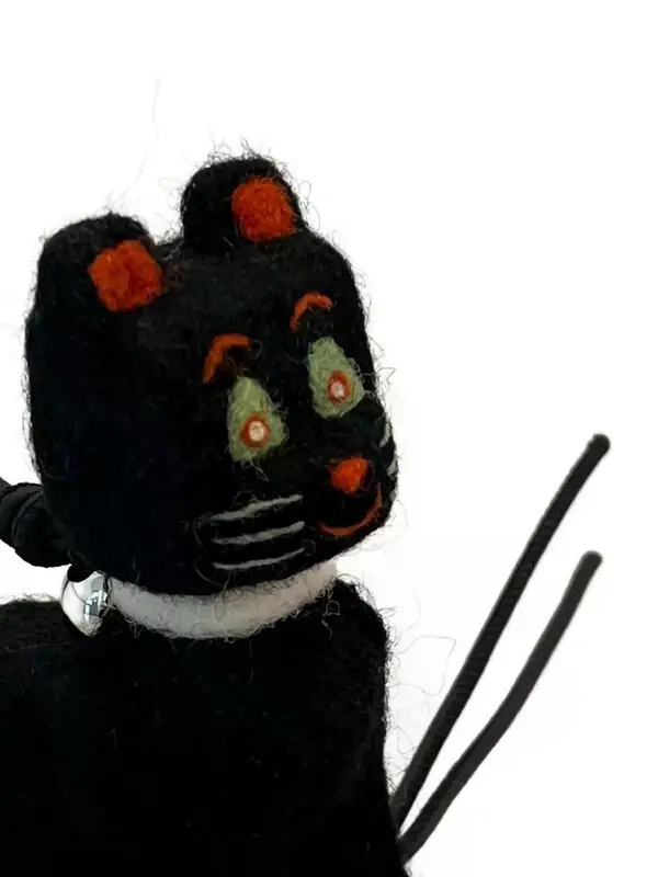 Loewe Cat Felt Charm