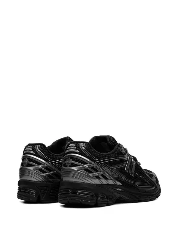 NEW BALANCE 1906r Sneakers