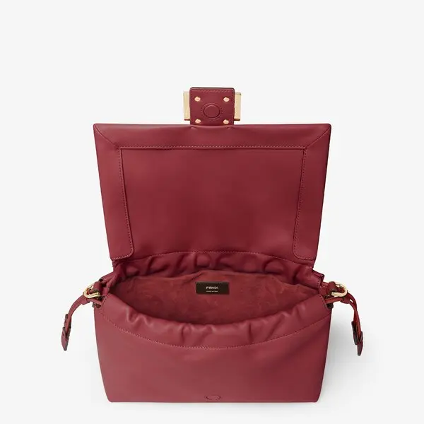 Fendi Mamma Baguette Medium
