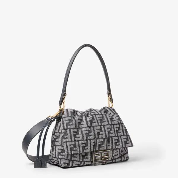 Fendi Mamma Baguette Medium