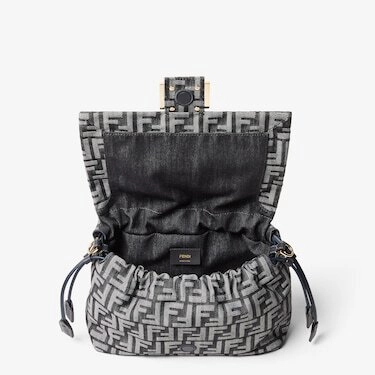 Fendi Mamma Baguette Medium