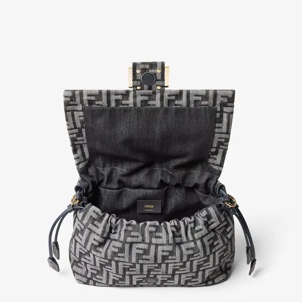 Fendi Mamma Baguette Medium