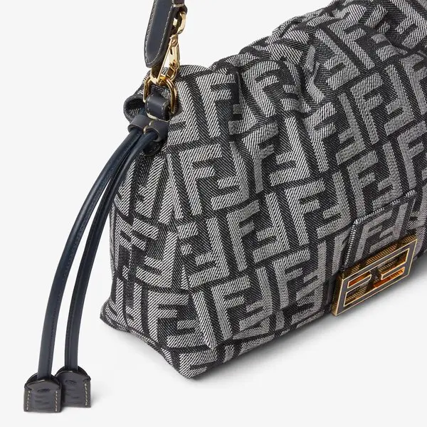 Fendi Mamma Baguette Medium