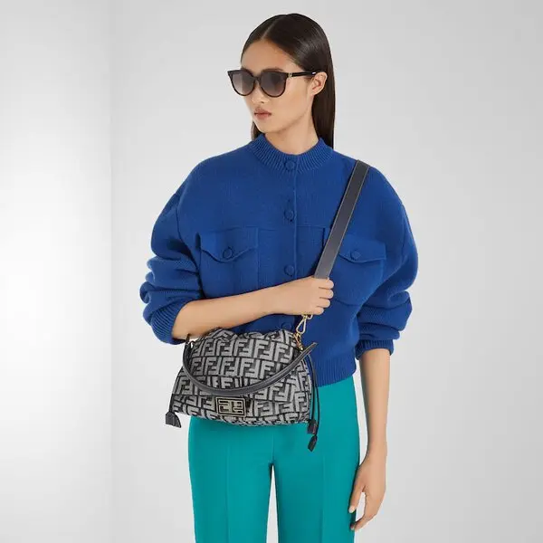Fendi Mamma Baguette Medium