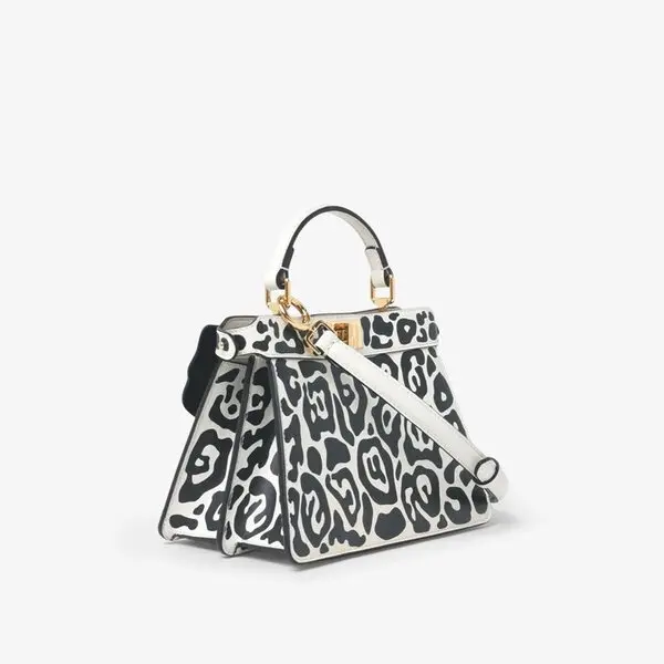 Fendi Peekaboo Iseeu Petite