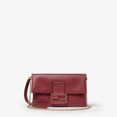 Fendi Mamma Baguette Pouch - Red