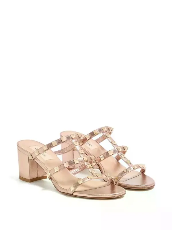 Valentino Garavani Rockstud Laminated Sandals - Pink