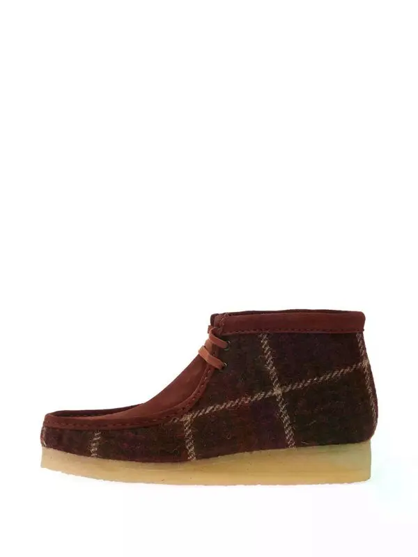 Clarks Wallabee Boots - Brown
