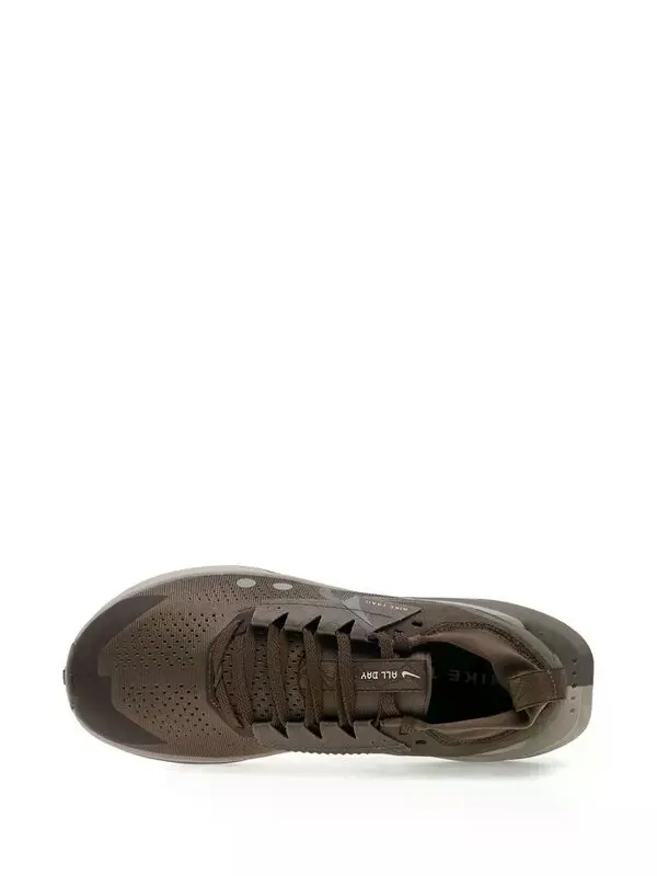 Nike Zegama 2 Perforated Sneakers