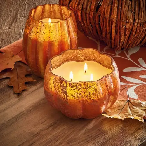 TAG Harvest Pumpkin Scented Candle For Thanksgiving Celebration