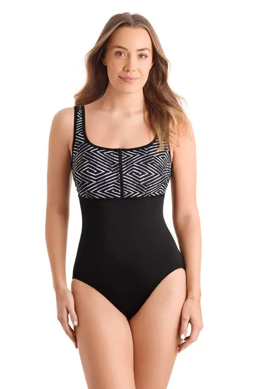 SHAPESOLVER SPORT Scoopneck One-piece Swimsuit - In Graphic Details