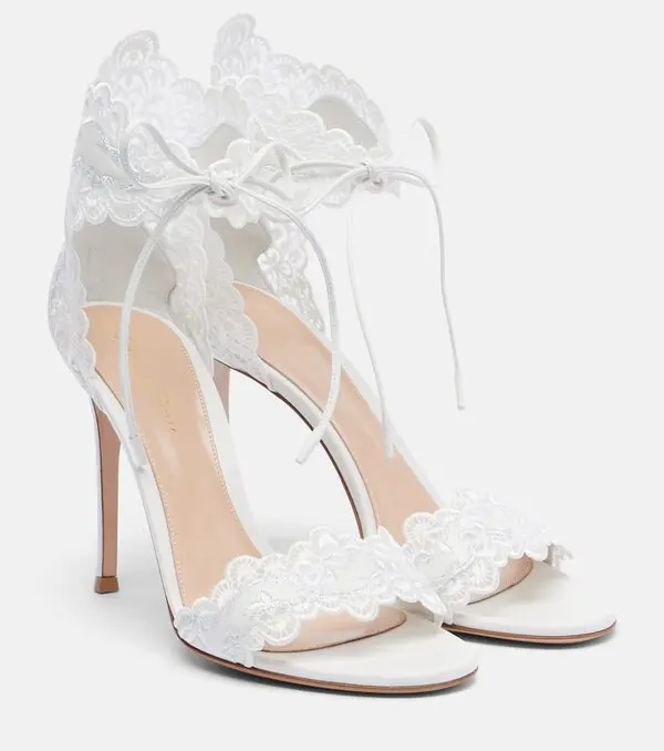 GIANVITO ROSSI Evie 105 Embroidered Leather Sandals - White