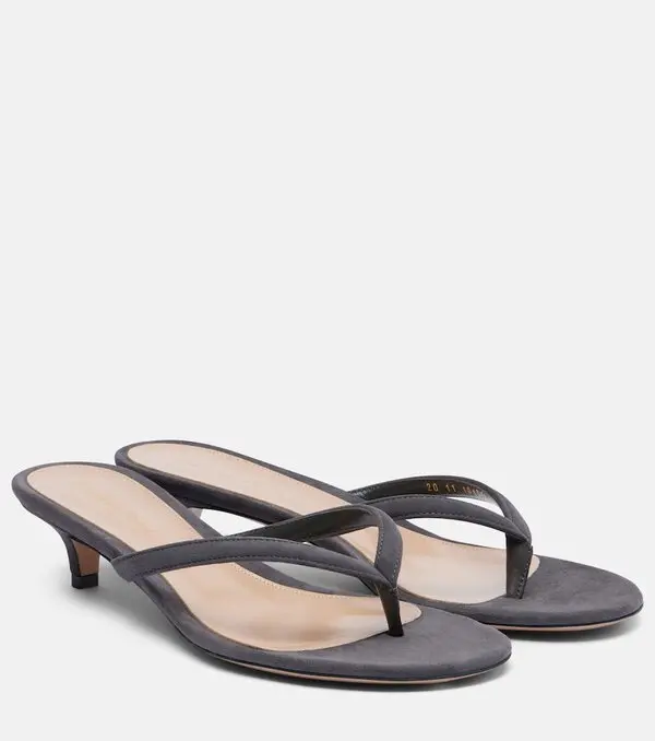 GIANVITO ROSSI Calypso 35 Suede Thong Sandals - Grey