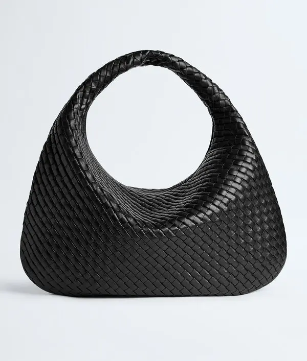 Bottega Veneta Maxi Veneta - Black