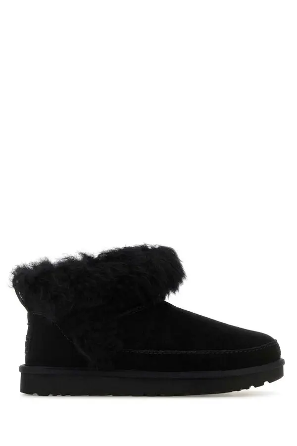 UGG Boots - Black