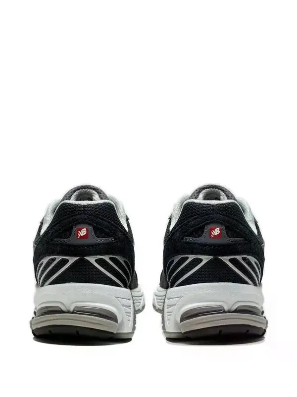 NEW BALANCE X Comme Des Garçons Homme 860v2 Sneakers - Black