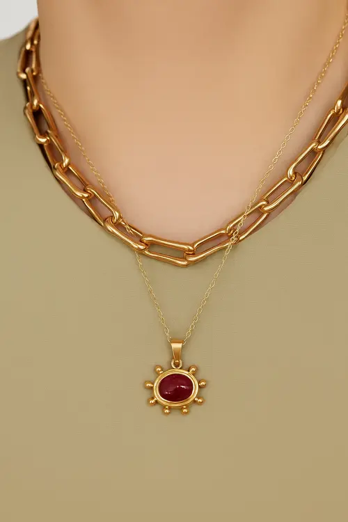OTTOMAN HANDS Zand Ruby Pendant Necklace - Gold