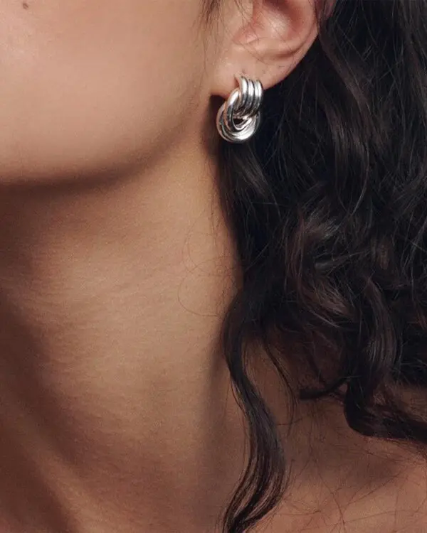 HEAVEN MAYHEM Baby Knot Earrings - Silver