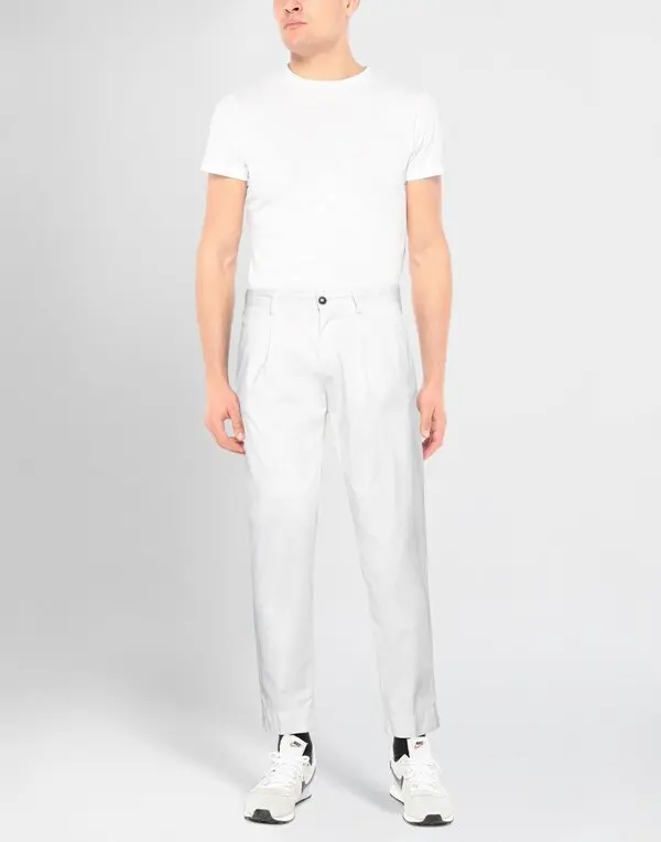 OUT/FIT Tapered Slim-leg Chinos - White