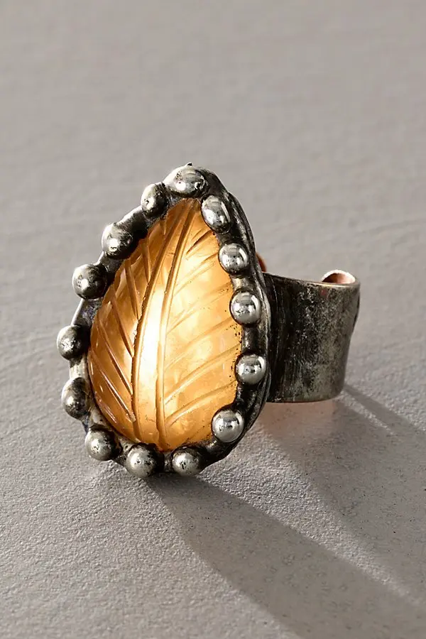 MIKAL WINN Fp X Carved Ring - Carved Lemon Quartz