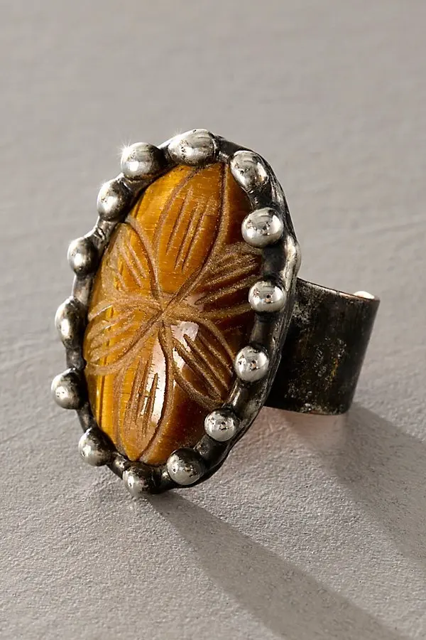 MIKAL WINN Fp X Carved Ring - Carved Tiger Eye