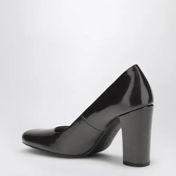 THE ROW Penelope Leather Pumps