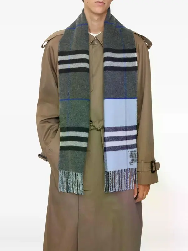 Burberry Checked Fringed Scarf - Grey