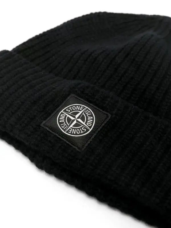 Stone Island Logo-patch Virgin Wool Beanie