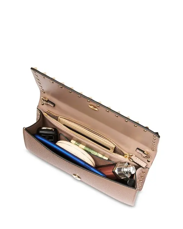 Valentino Garavani Rockstud Wallet With Chain - Poudre