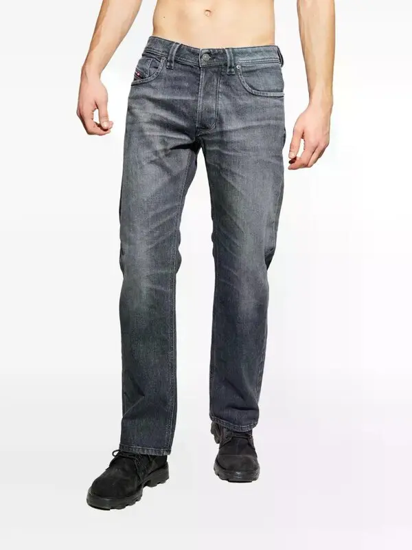 DIESEL® Larkee 1985 Regular Fit Jeans - Grey