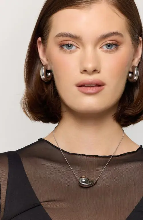 MACRAE & CO. Two-way Hoop Earrings - Silver