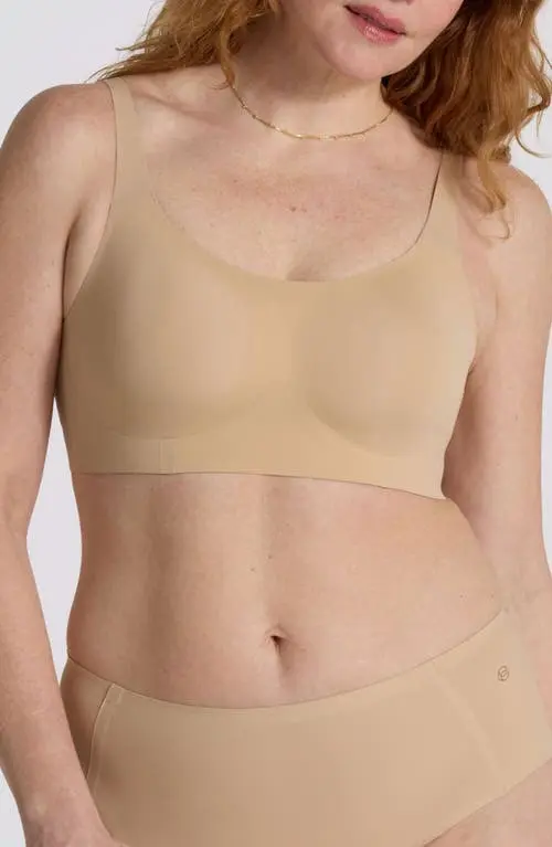 EVELYN & BOBBIE Structured Scoop Shaper Camisole - Sand