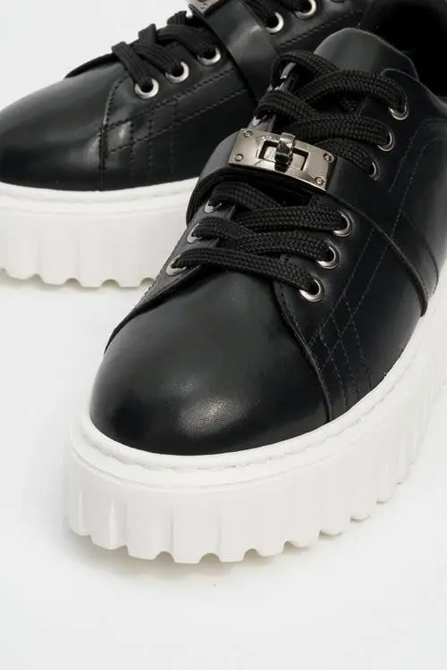 PROLOGUE SHOES Andro Platform Sneakers
