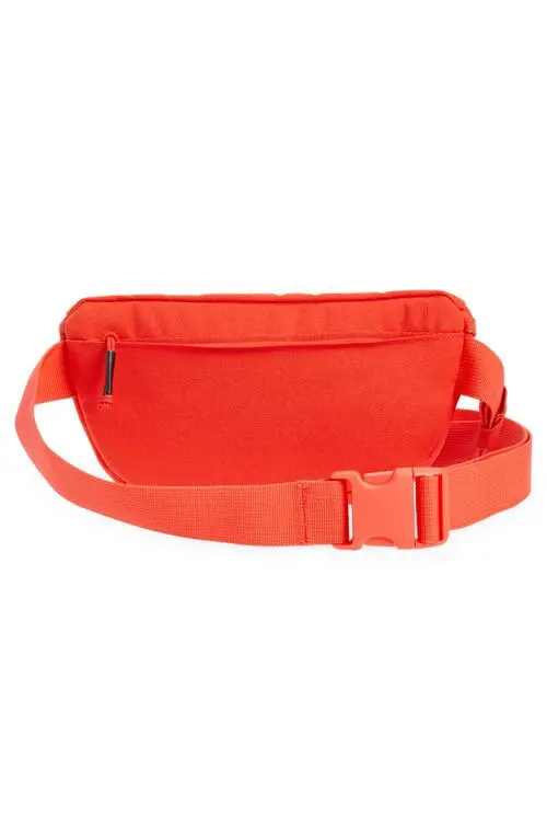BREVITE Belt Bag - Red
