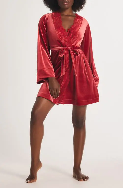 SAVAGE X FENTY Plush Rush Short Velvet Robe - Red Cognac
