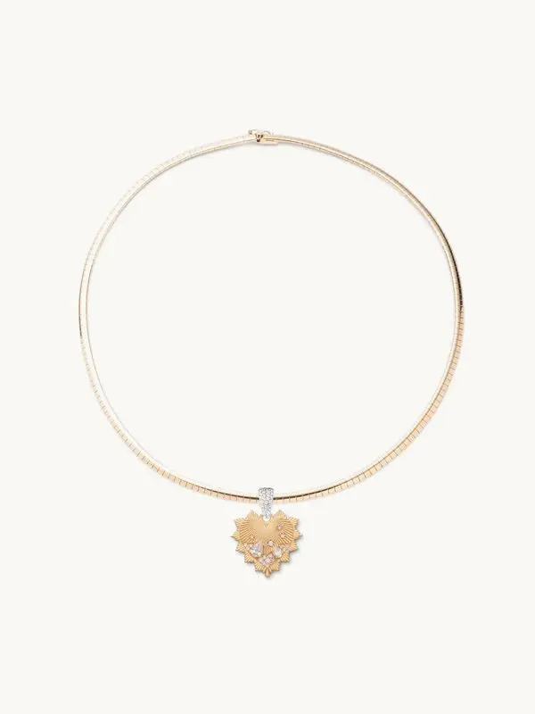 FOUNDRAE Small Sleek Collar Necklace With Heart Medallion - 18k Yellow Gold,diamond
