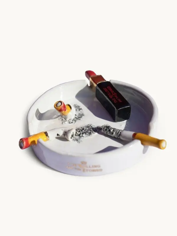 THE ROLLING AND THE STONED Lipstick Secret Ashtray