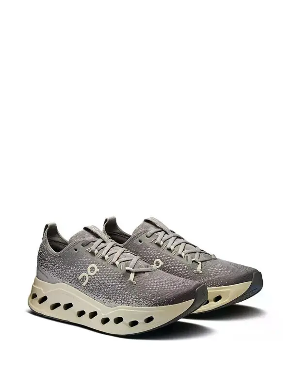 On Cloudsurfer Max Sneakers - Grey