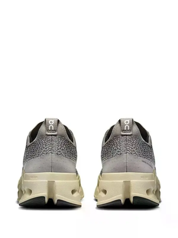 On Cloudsurfer Max Sneakers - Grey