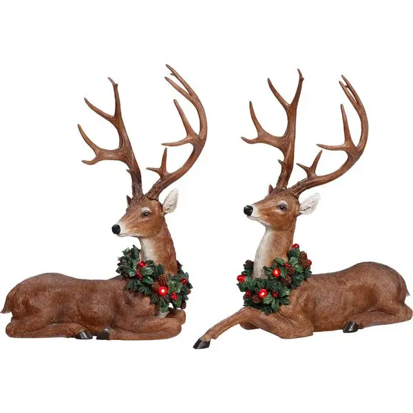 MARK ROBERTS Reindeer With Wreath - Brown