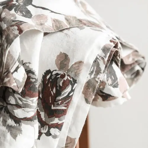 CG HUNTER Eggplant And Roses Tablecloth