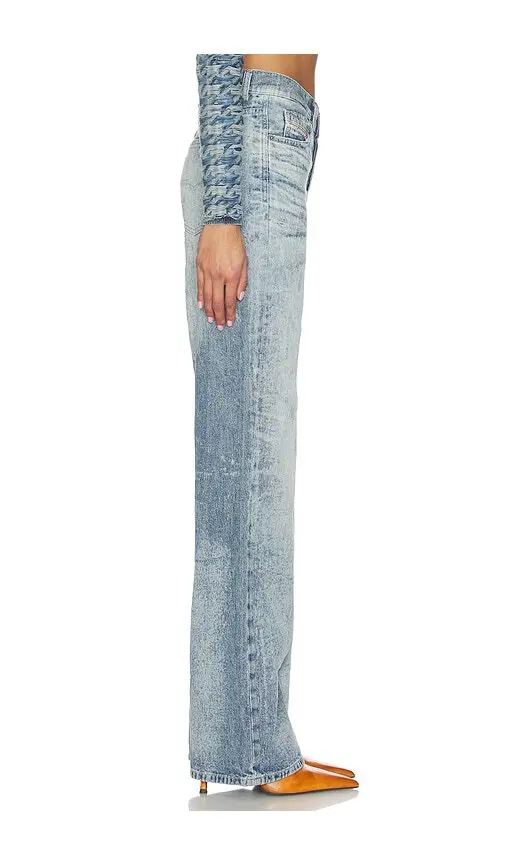 DIESEL® Sent Straight Leg Jeans