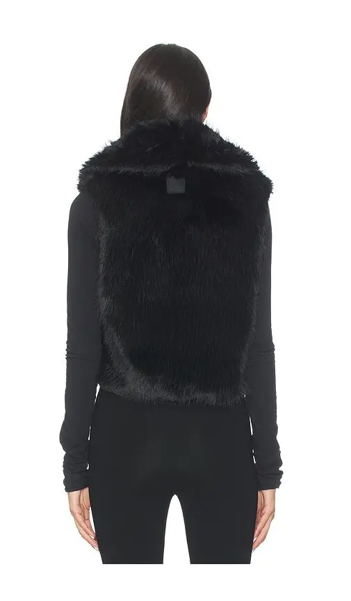 Sam. Vanessa Vest
