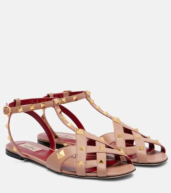 Valentino Garavani Studded Leather Sandals - Pink