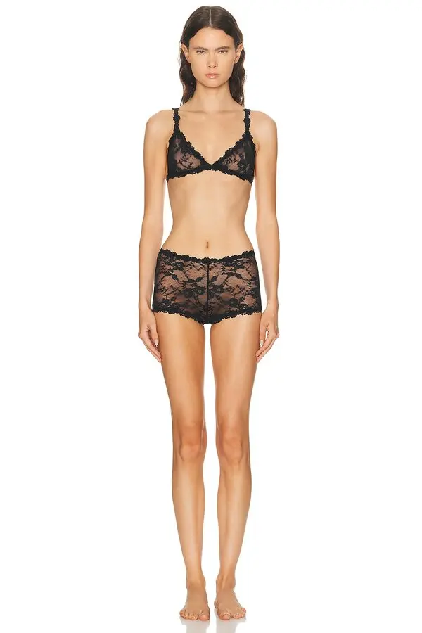 SKIMS Stretch Lace Boyshort In Black - Soot