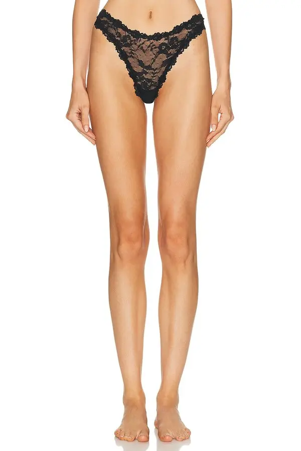 SKIMS Stretch Lace Dipped Thong In White - Soot
