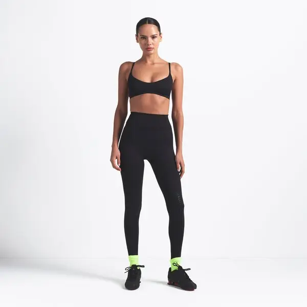 SKIMS Knee Grip 26" Legging | Black | | Nike Matte