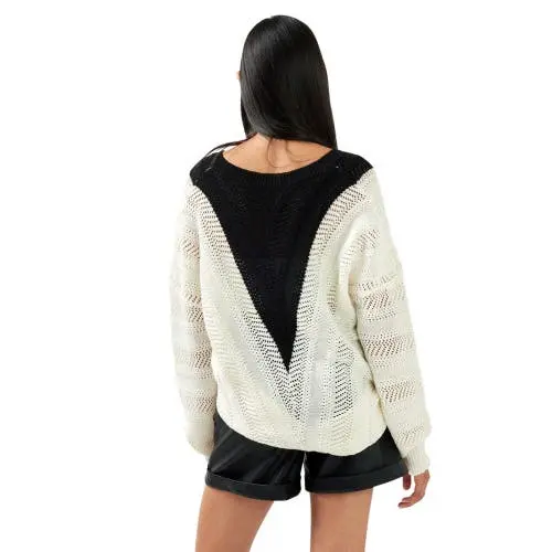 BELLE & BLOOM Oversized V-neck Knit
