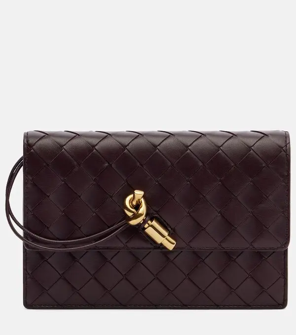 Bottega Veneta Andiamo Intrecciato Leather Wallet On Chain - Burgundy